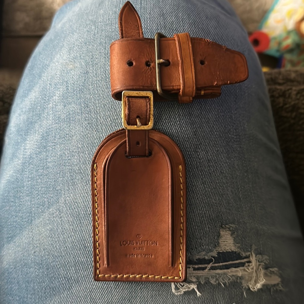 Louis Vuitton Authentic Vachetta Luggage Tag And Poig… - Gem